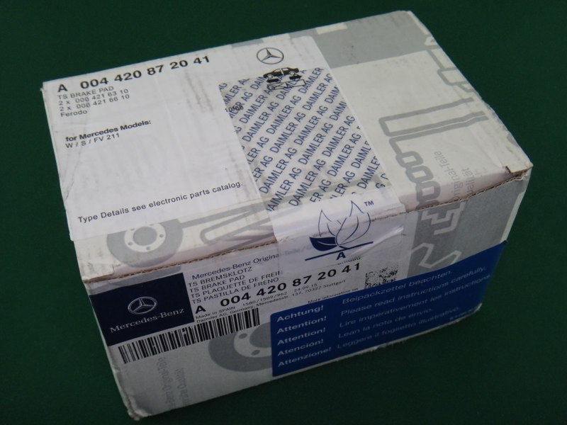 Mercedes-Benz純正部品 :: メルセデス･ベンツ純正部品 :: ブレーキ関連部品 :: フロントブレーキパッドセット